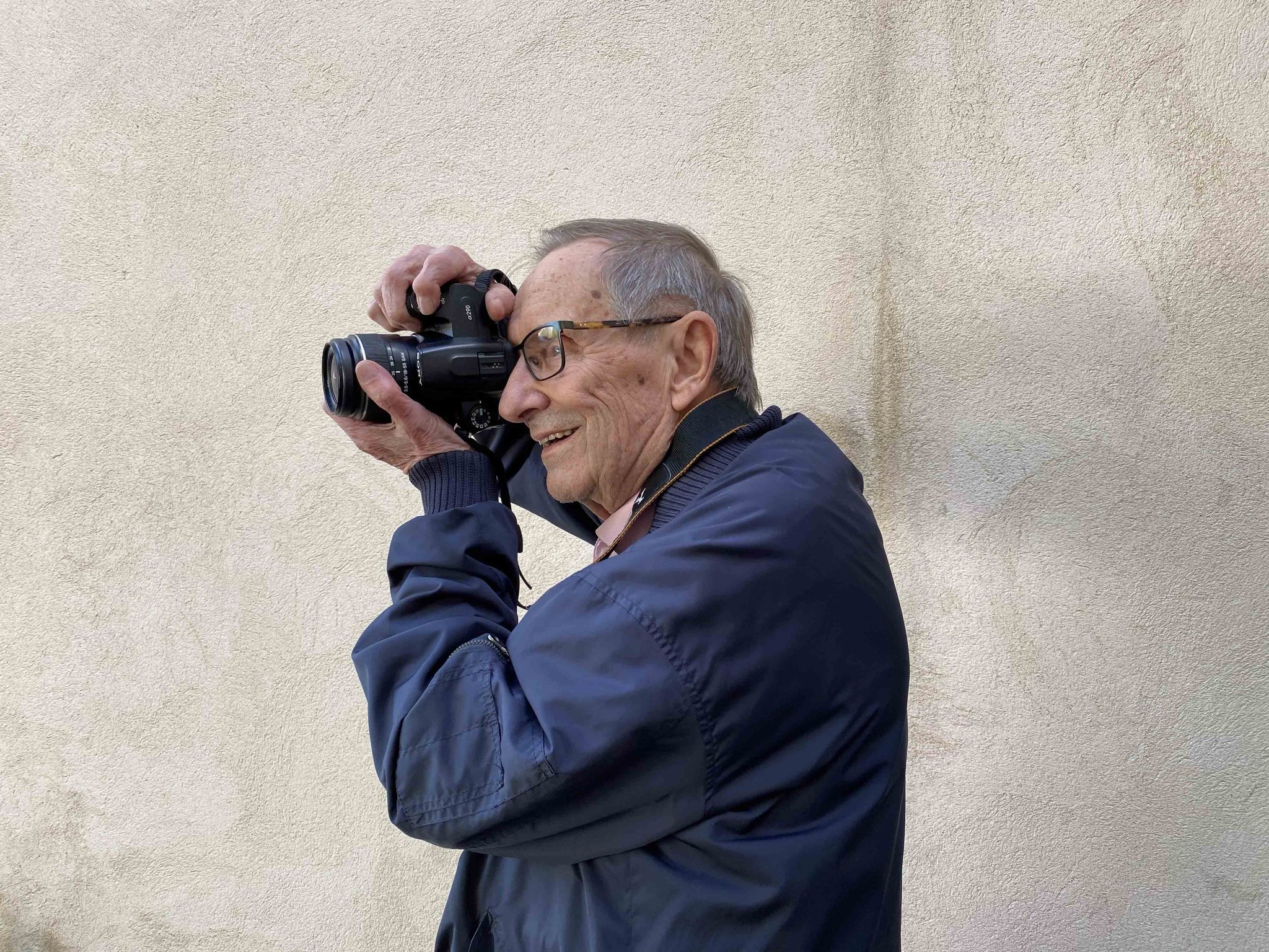 Kutsumuksena kuva — Mauri Päivinen on ollut viestinviejänä työnsä ...